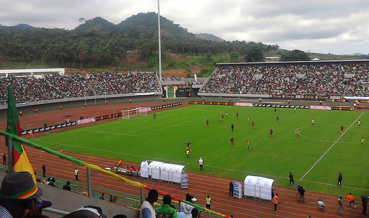 The first Fotball Competition in the World with Spectators during Covid ...