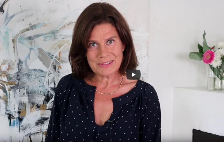 Elsa Widding: Varför vill regeringen ta rygg på krigshetsare - med risk ...