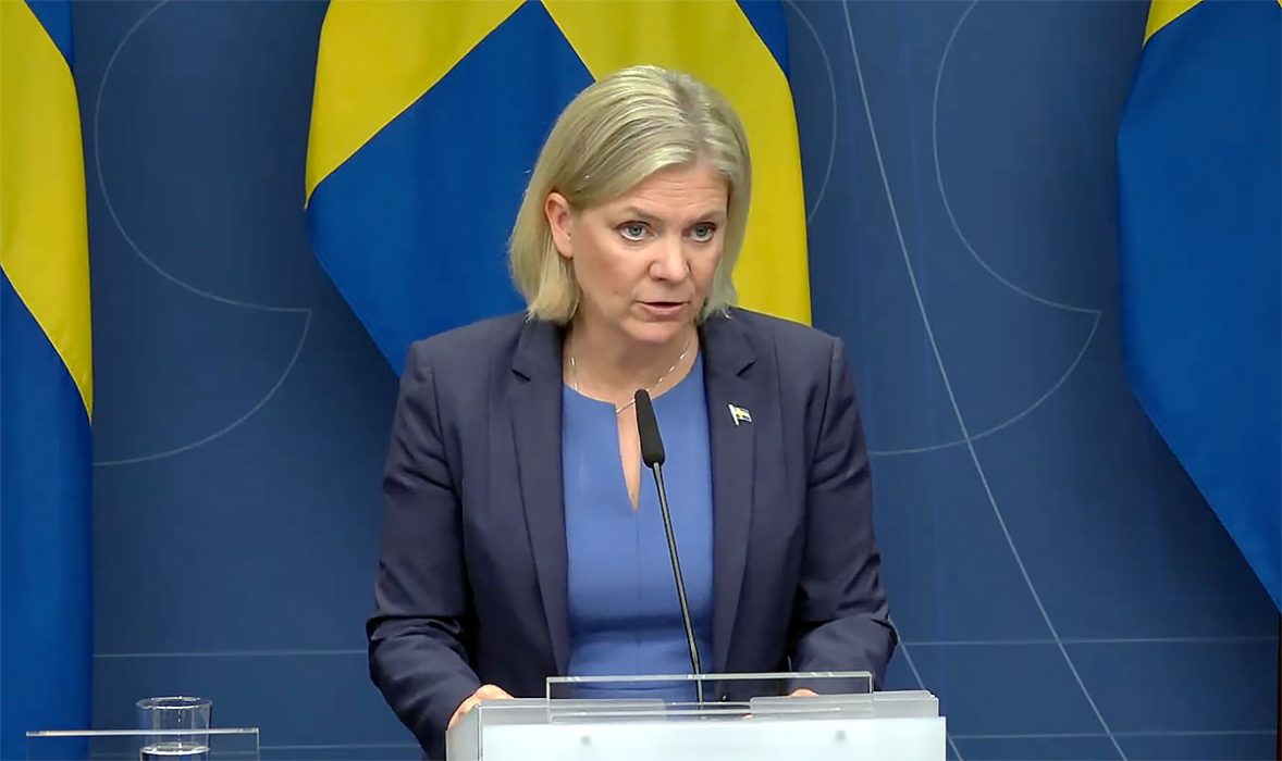 Högerblocket vann valet 2022 - Magdalena Andersson avgår och vägrar samarbeta med SD - NewsVoice