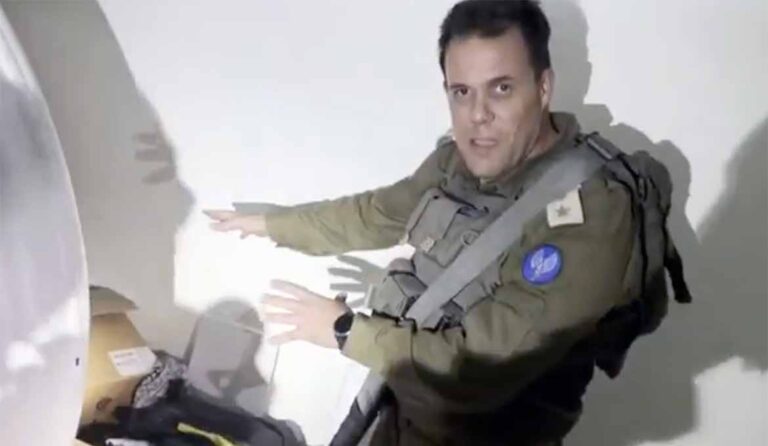 Israeli Military Exposes Hamas Hidden Weapons in Shifa Hospital - Gaza ...